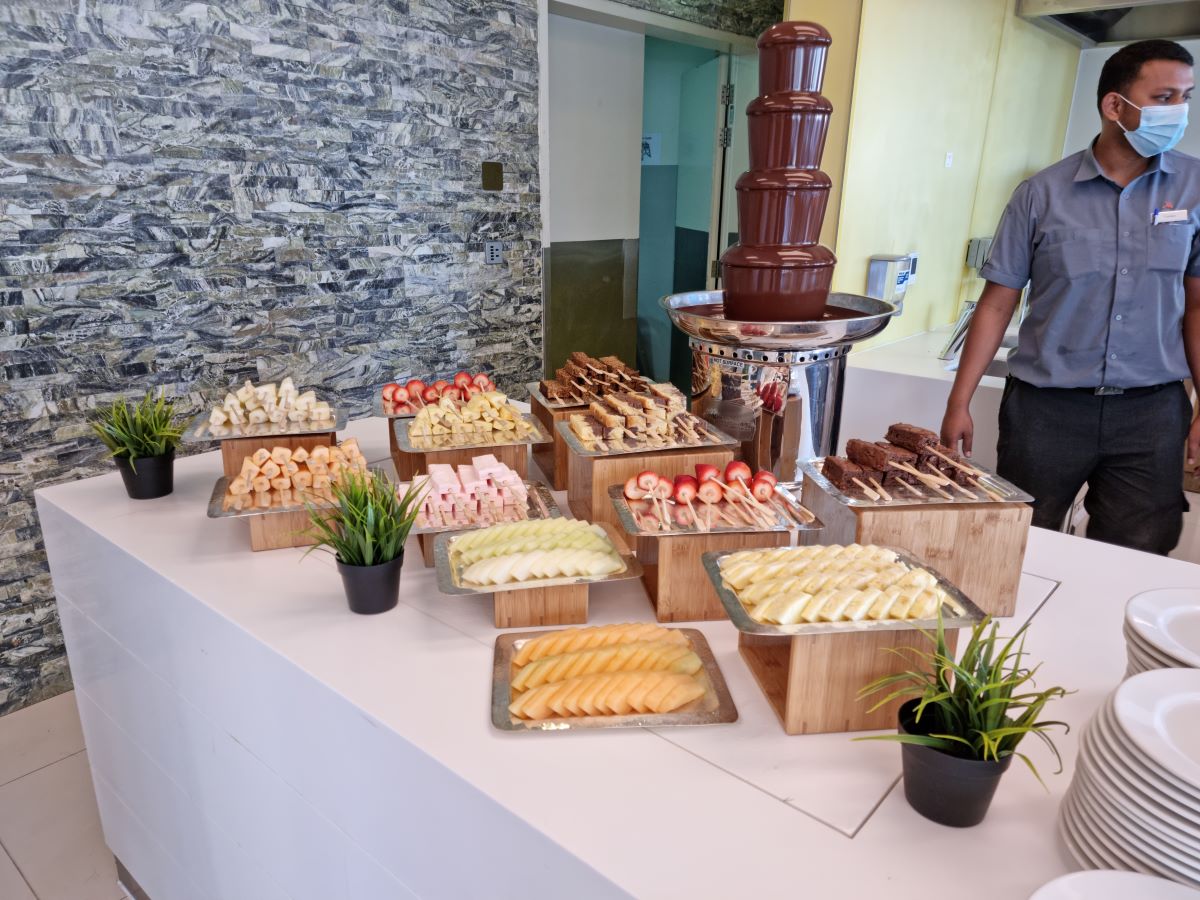 Eat Play Laugh Brunch at the Marriott Downtown - Experience Abu Dhabi