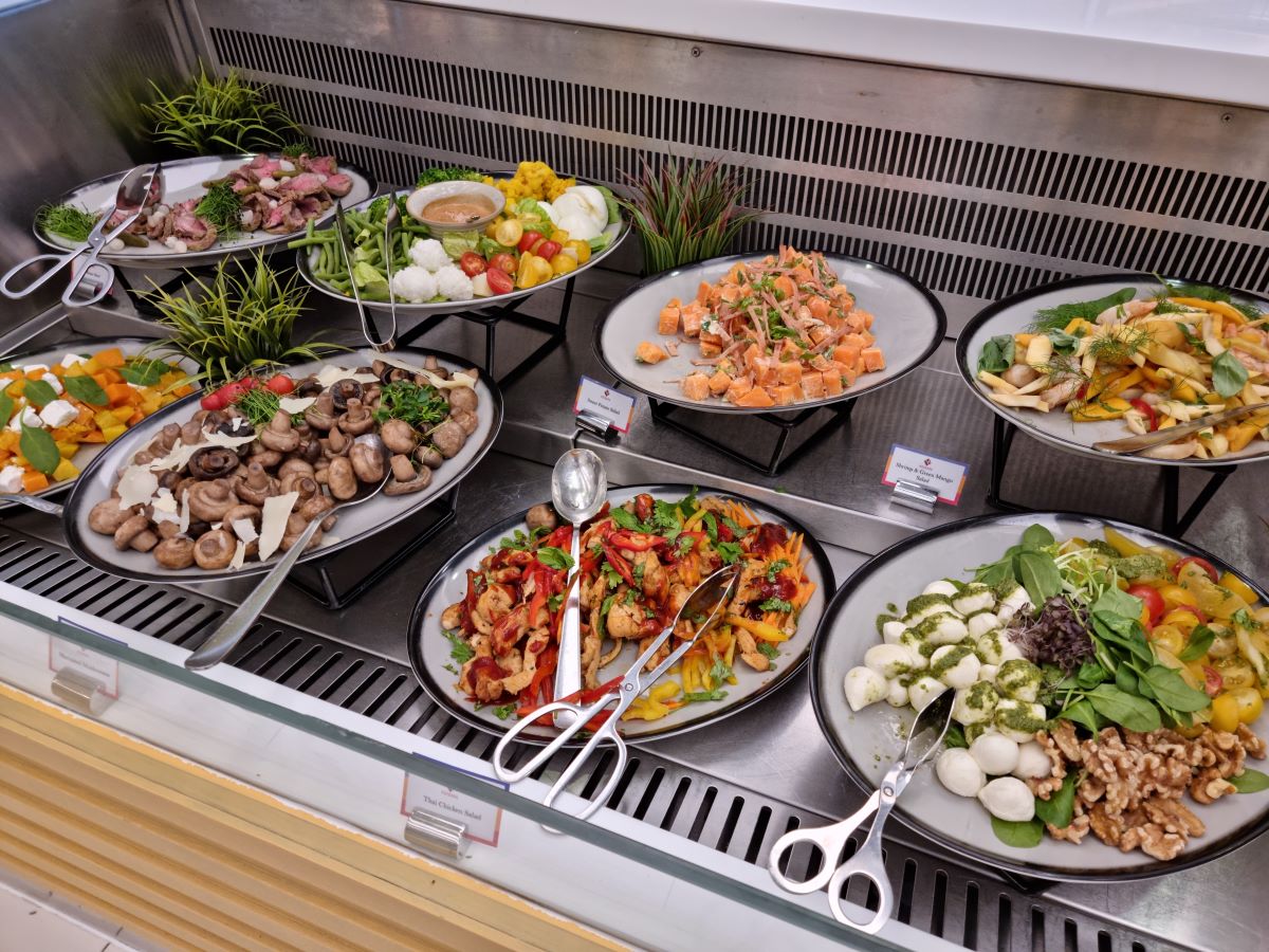 Eat Play Laugh Brunch at the Marriott Downtown - Experience Abu Dhabi
