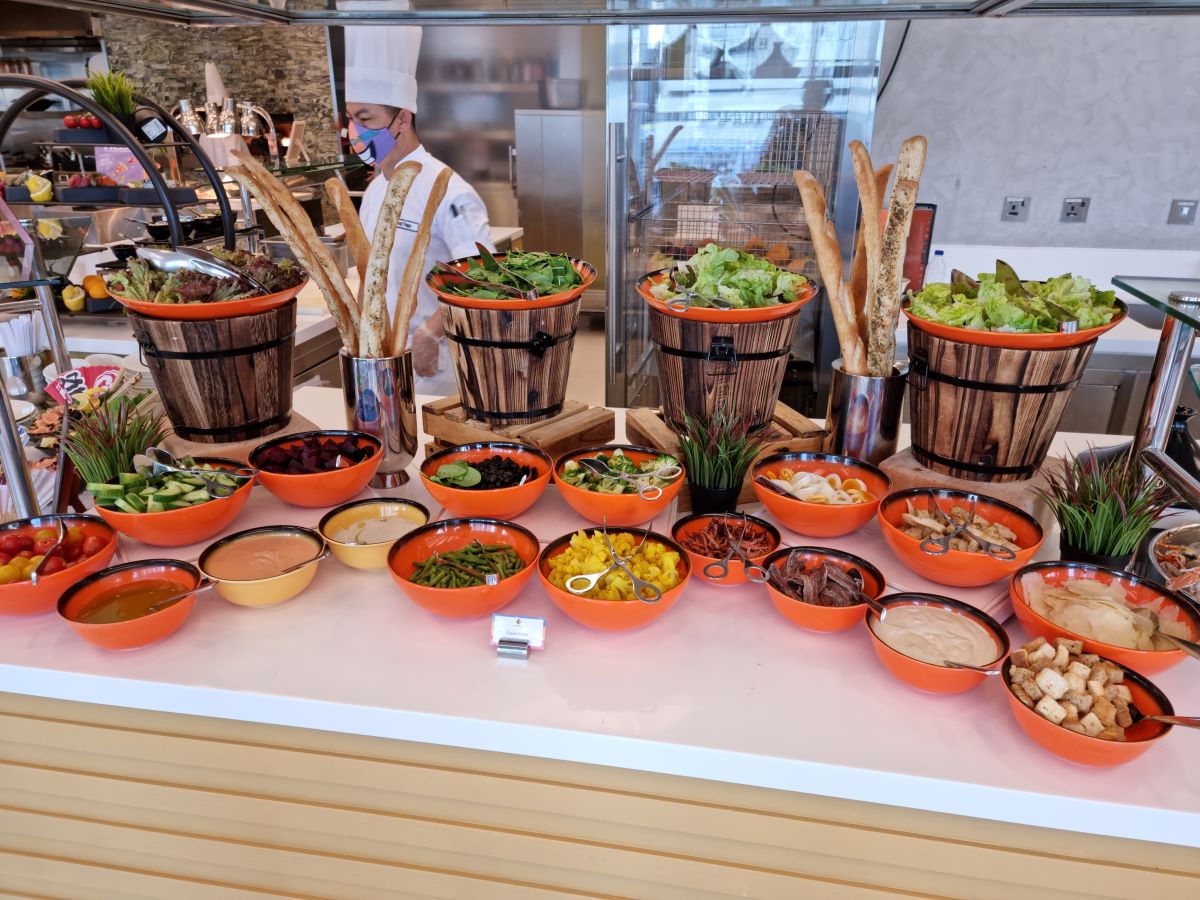 Eat Play Laugh Brunch at the Marriott Downtown - Experience Abu Dhabi